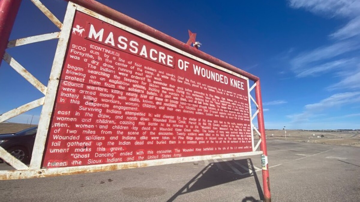 wounded knee memorial